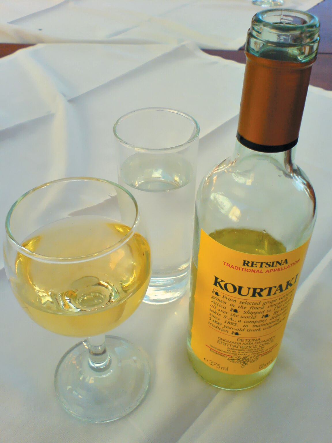 Plant Exudates and Amber: Their Origin and Uses - Arnold Arboretum